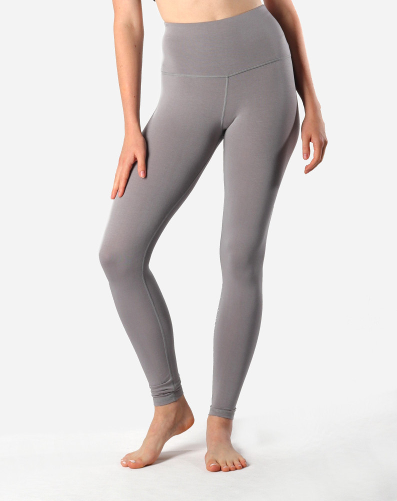 Legíny na jogu a fitness | Yogainstyle.cz